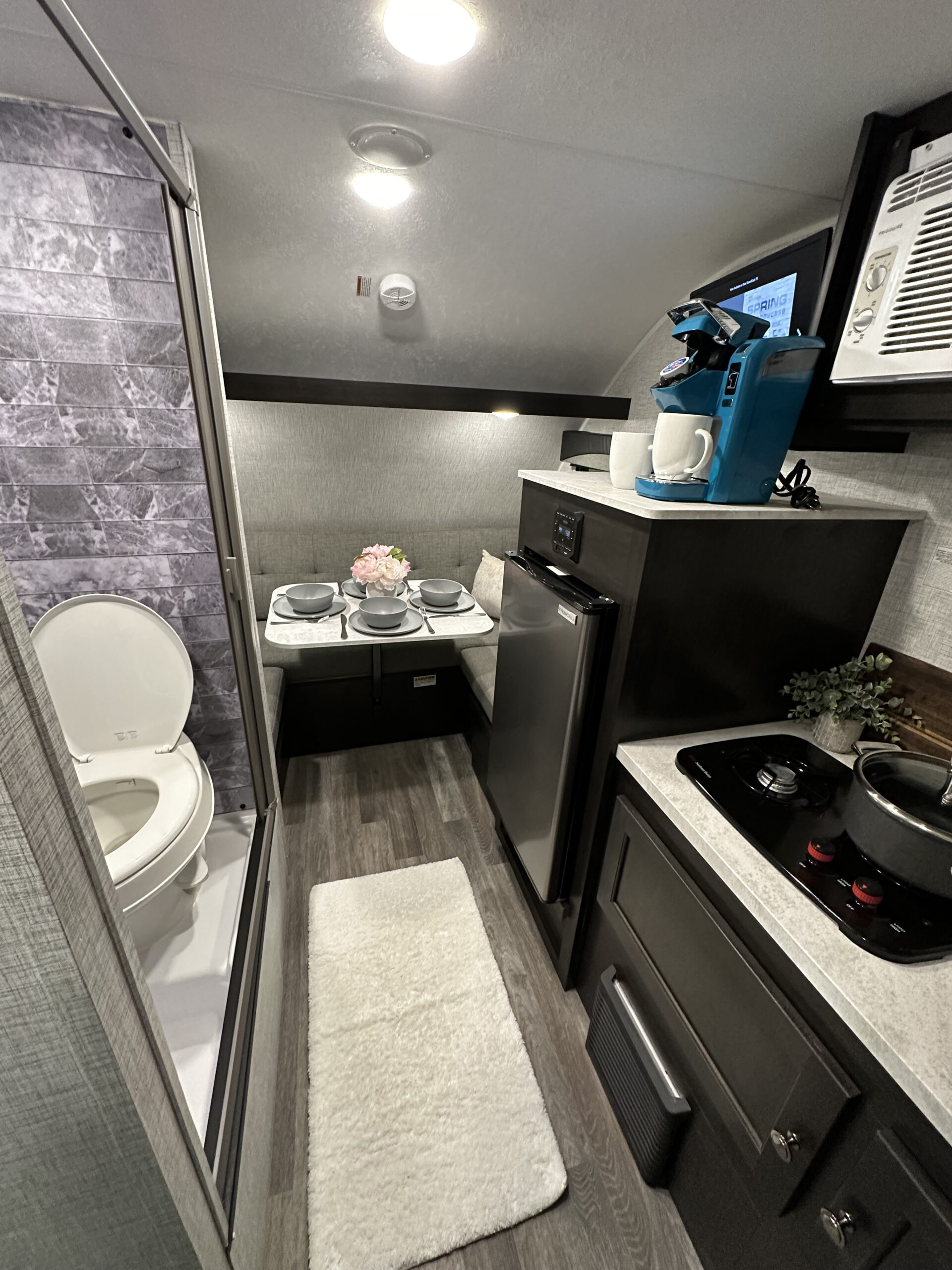 RV Rentals - Joyride RV Rental