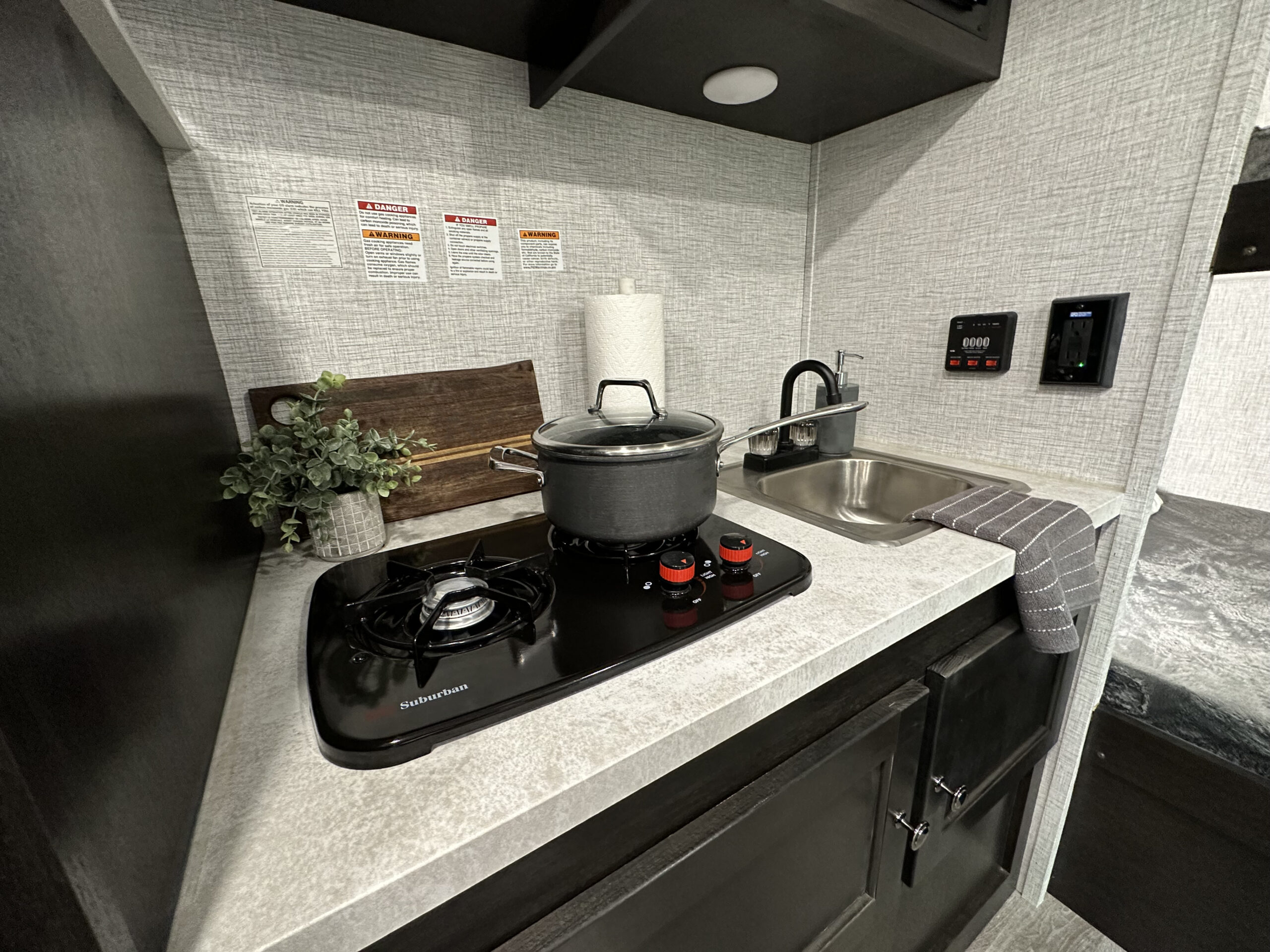 RV Rentals - Joyride RV Rental